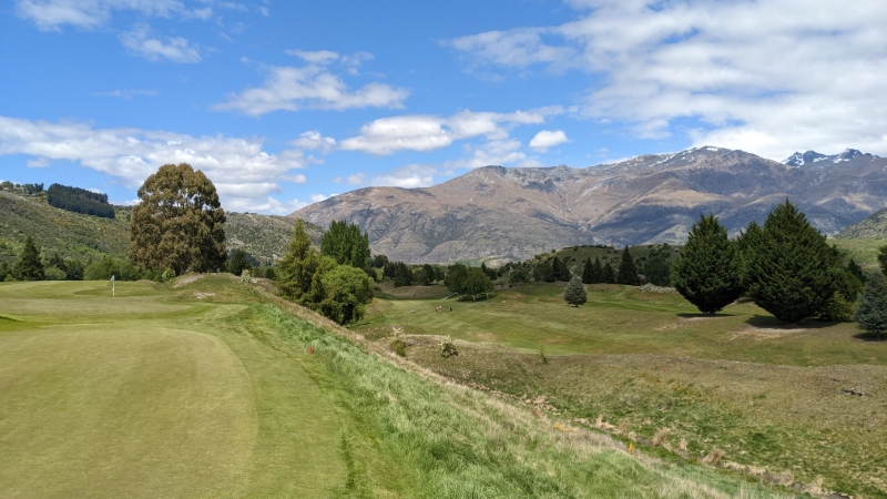 Queenstown turns on the charm for SGA Golfers